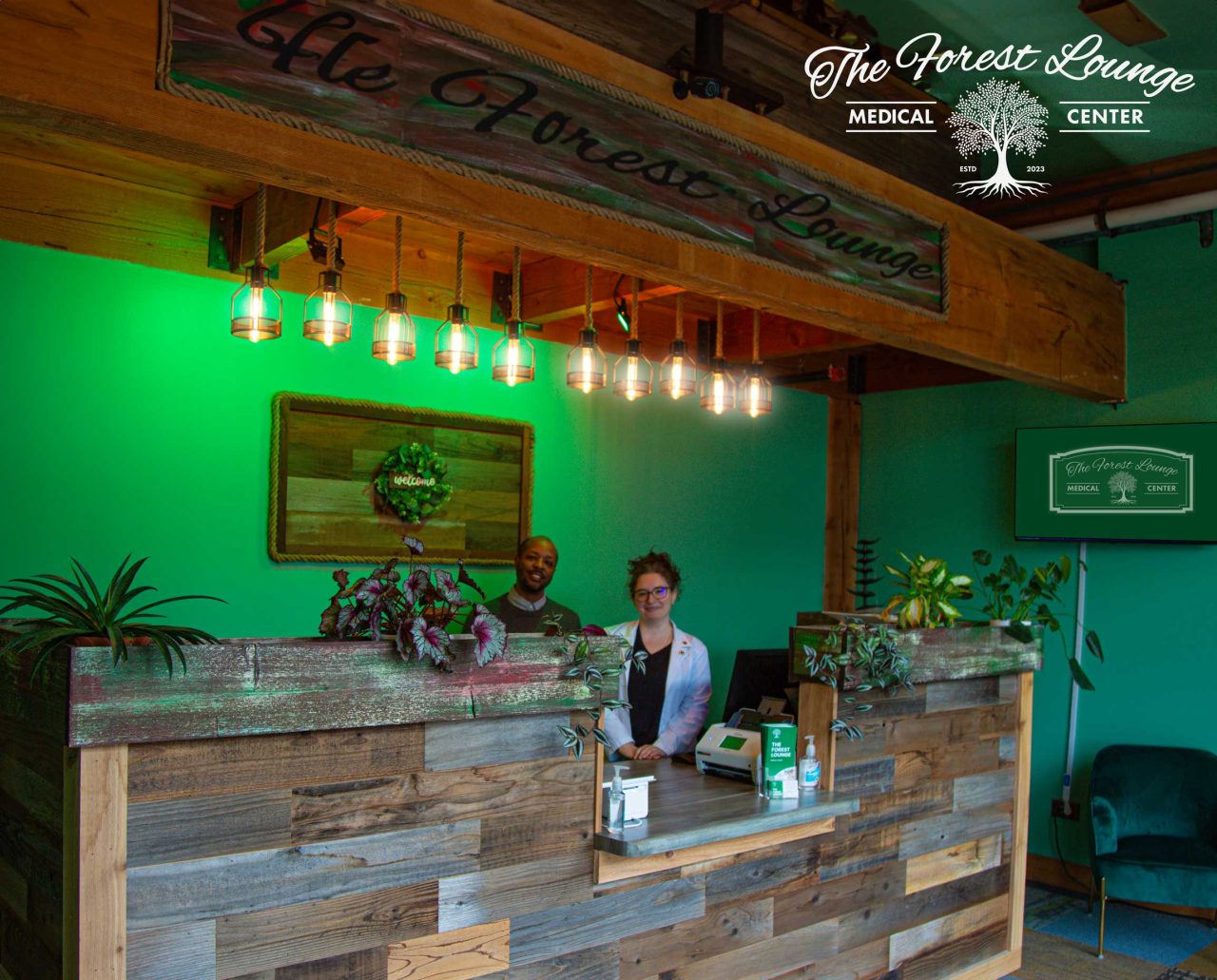 Our Facility & Amenities in Lake Forest IL - The Forest Lounge Medical ...